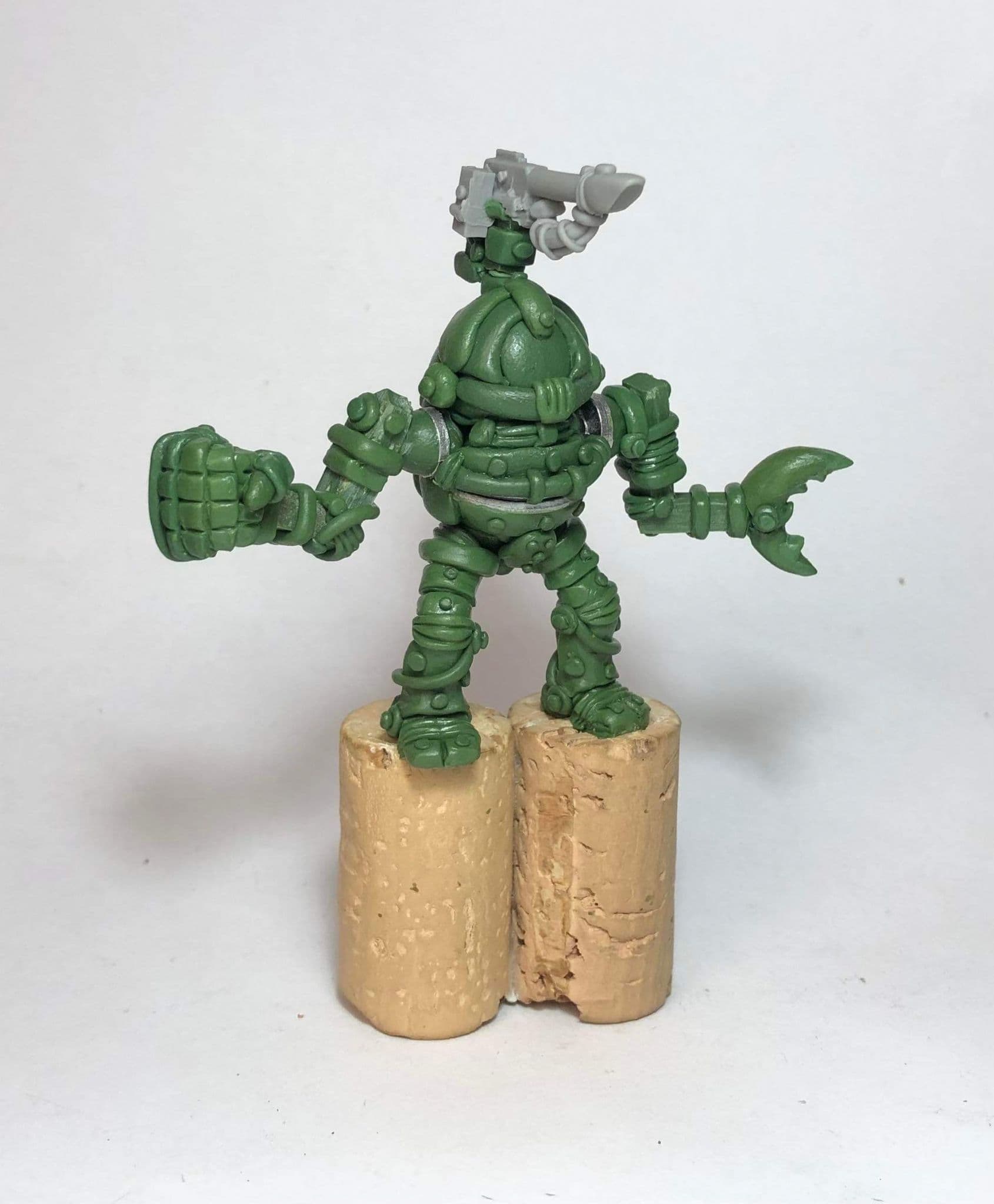 Pre order Scrap Bot goblin and dwarf driver | Oldhammer 28mm Miniatures